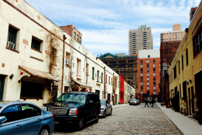 WASHINGTON MEWS - CITY TRAVEL NYC - TOUR POR NUEVA YORK